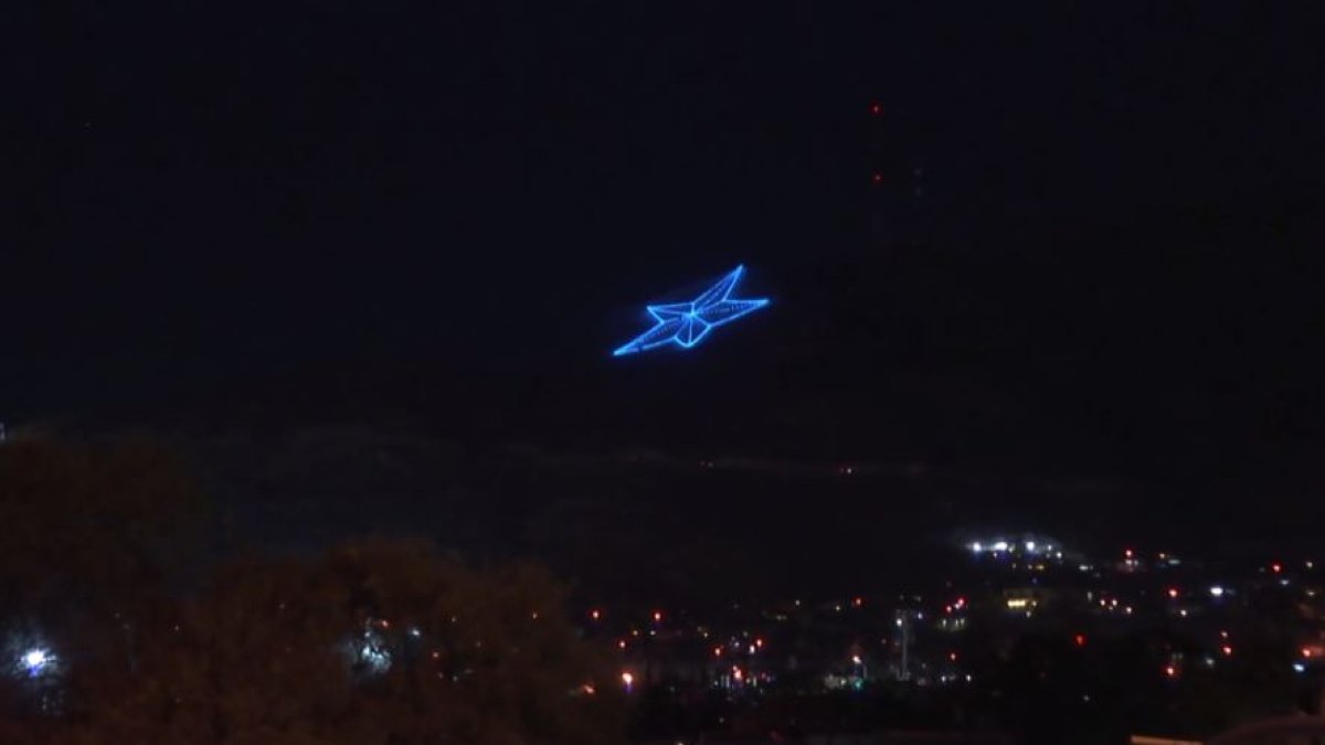 ¿Porqué la estrella en la Montaña Franklin está pintada de azul ...