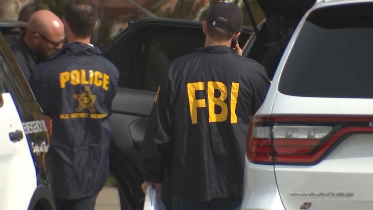 FBI busca a miembro de la pandilla "Chuco Tango" en El Paso; decomisan ...