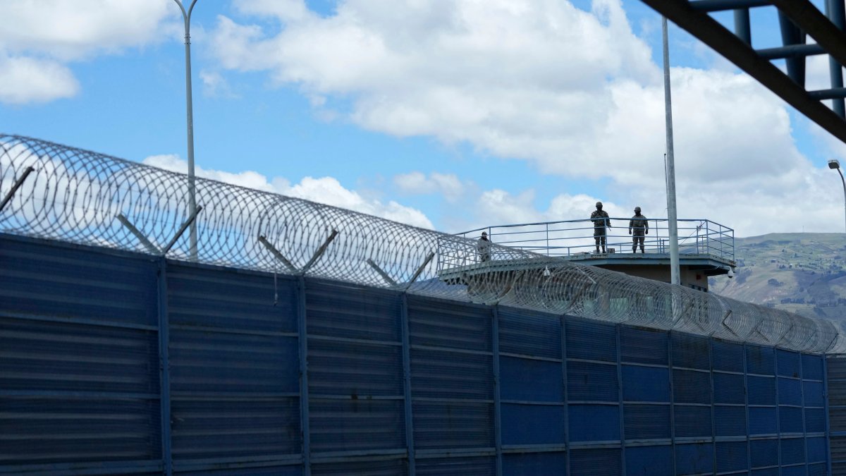 Ecuador: motín en cárcel de Guayaquil deja muertos – Telemundo El Paso (48)