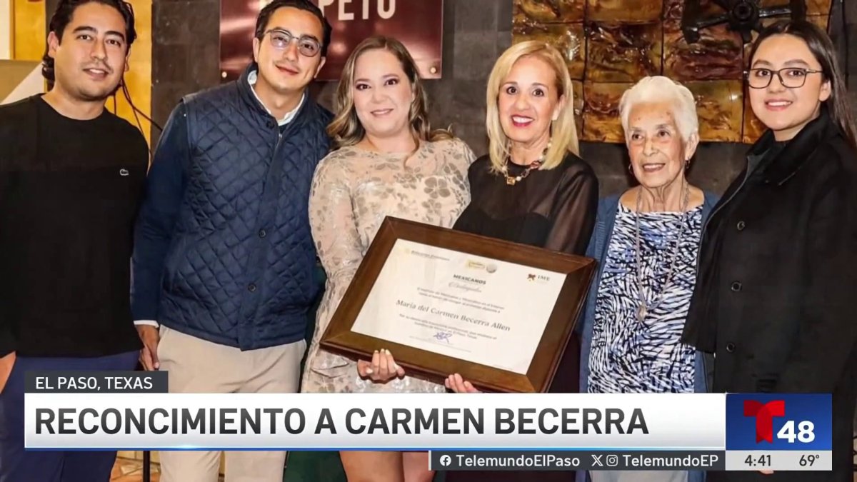 Reconocimiento a Carmen Becerra en honor a su trayectoria – Telemundo ...