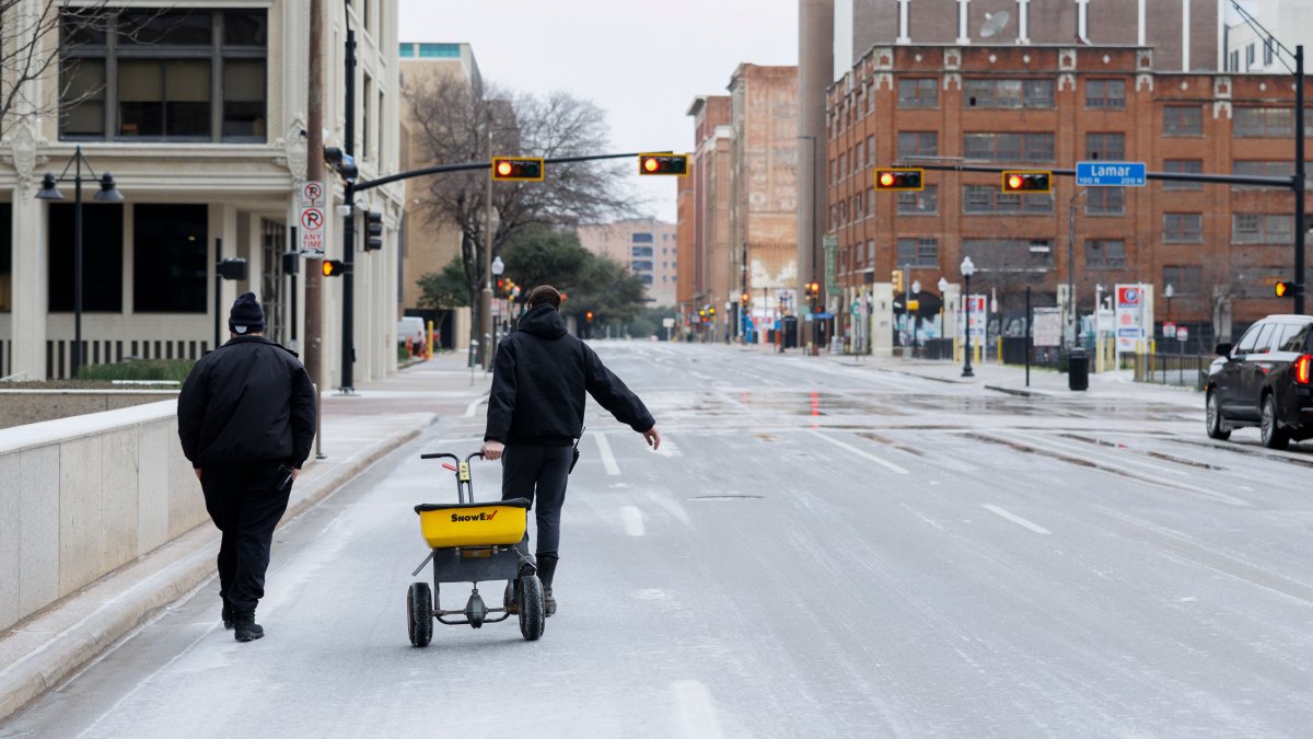 En vivo: tormenta deja nieve, hielo y a miles sin luz en Texas ...